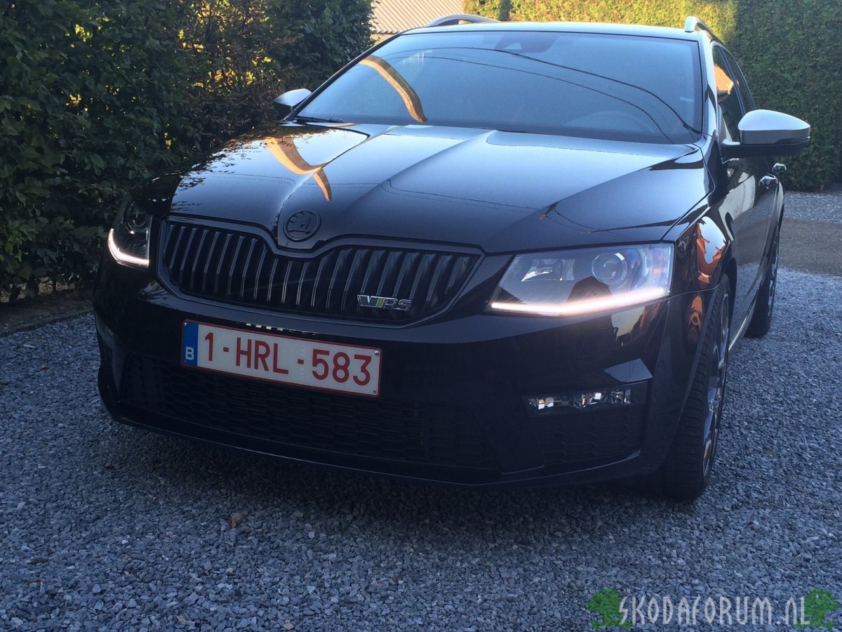 Skoda Octavia RS Combi Schwarz - Black - Galerie - OCTAVIA-RS.COM